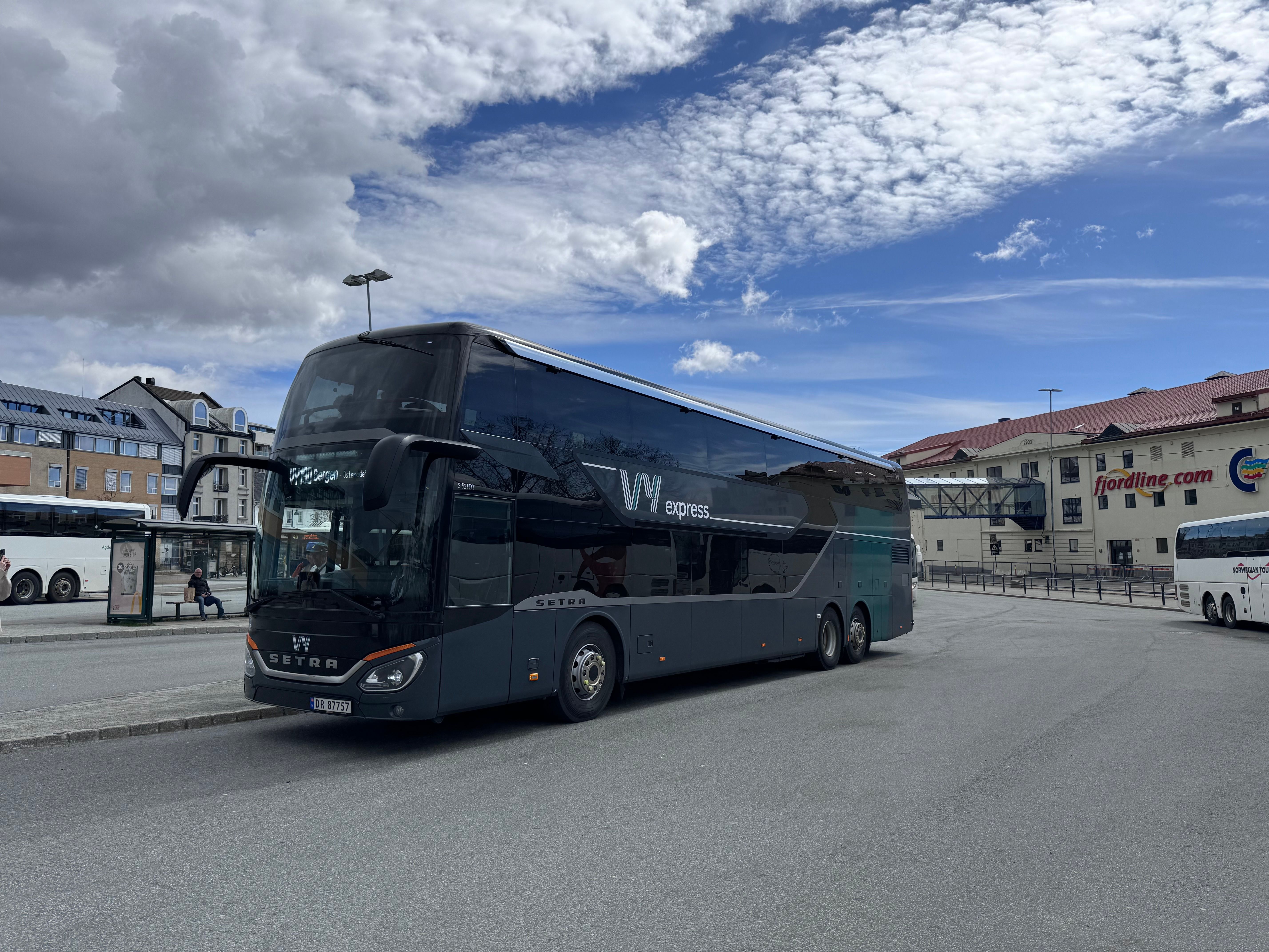 Travel with Vy express to Palmesus | Bus | Kristiansand | vy.no