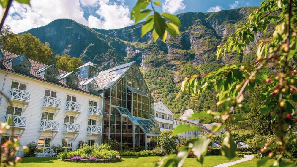 The complete guide to Flåm | vy.no