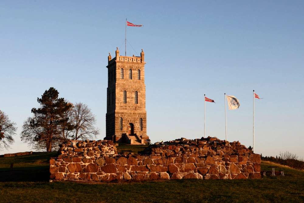 Tog mellom Oslo og Hamar | Billig | Togbilletter | vy.no